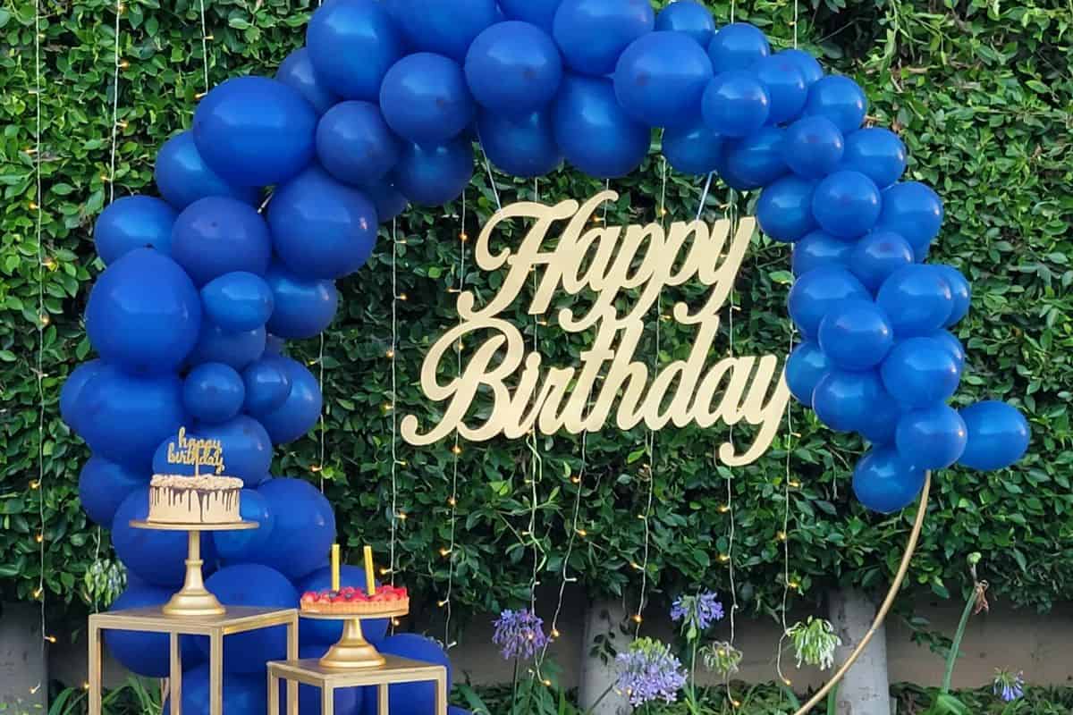 13 Fun Denim and Diamonds Party Ideas - Peerspace