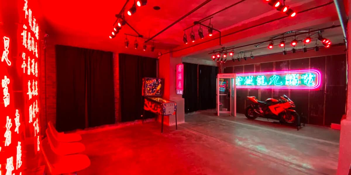 12 Exotic Photoshoot Ideas - Peerspace