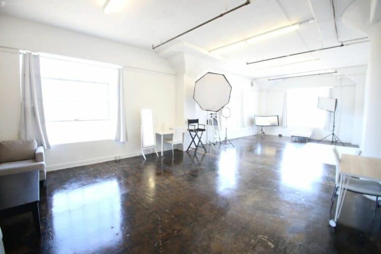 How Much Does It Cost to Rent a Studio? - Peerspace
