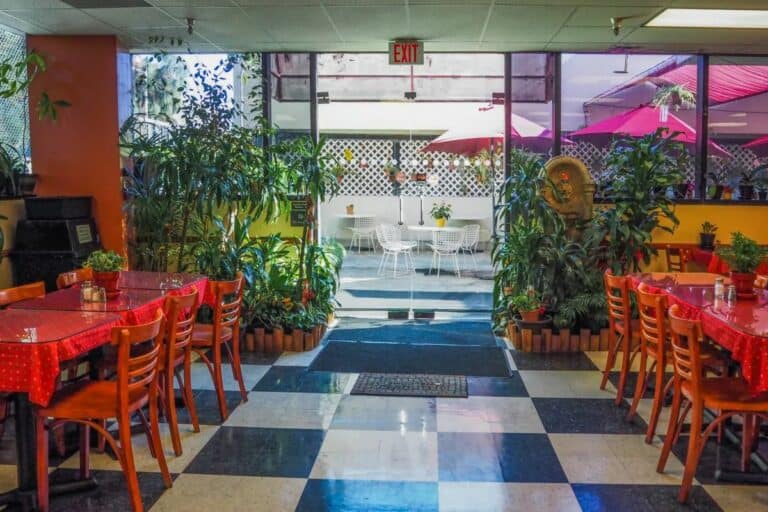 Where Is The House From “Shameless”? - Peerspace