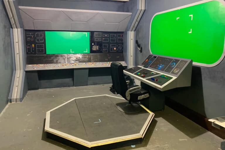 6 Great Spaceship Sets You Can Rent - Peerspace