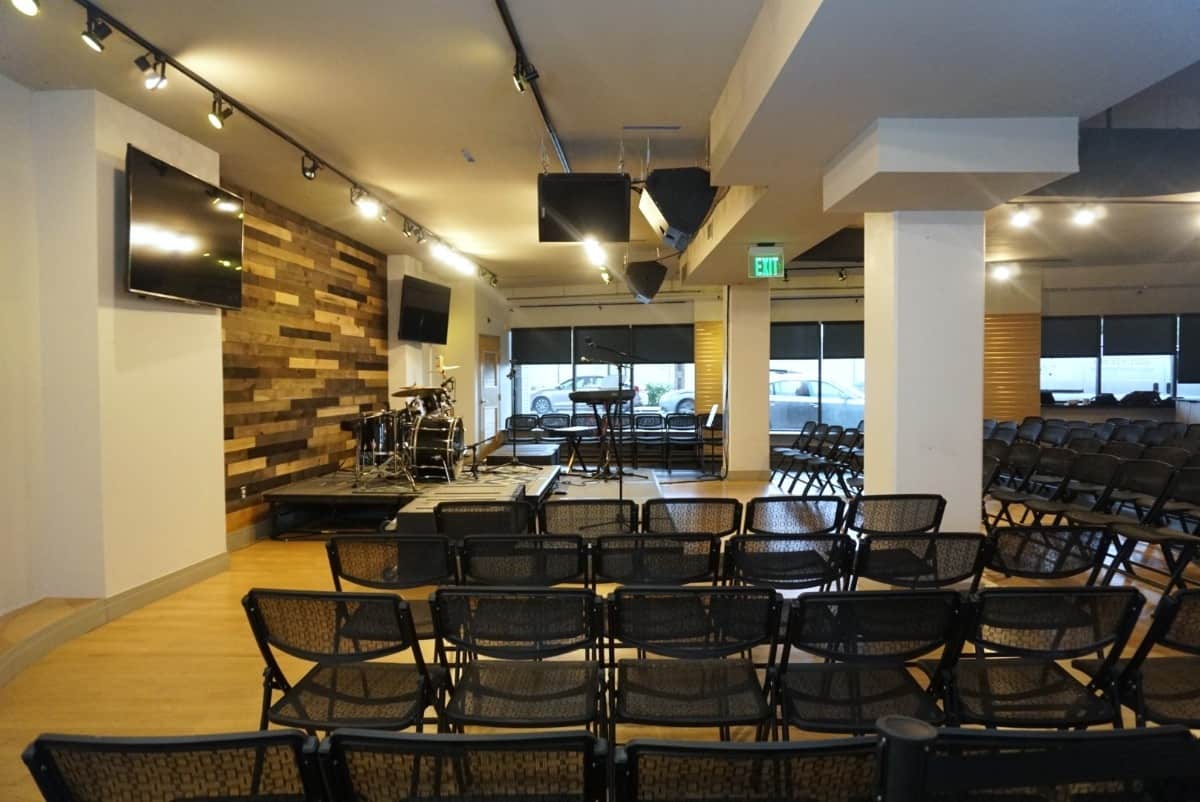 Check Out These 12 Creative Book Launch Ideas (2025) - Peerspace