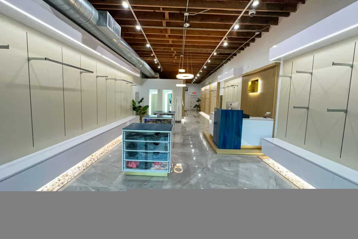 Your Pop-Up Shop Checklist: 9 Essential Items - Peerspace