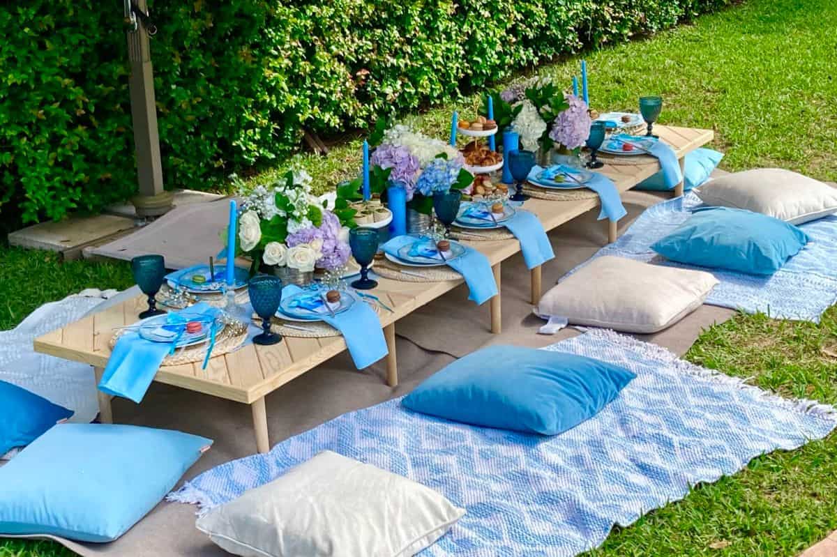 12 Elegant Picnic Brunch Ideas To Take The Party Outdoors - Peerspace