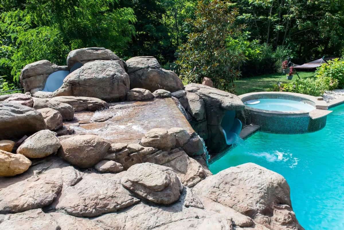 12 Creative Water Photoshoot Ideas - Peerspace