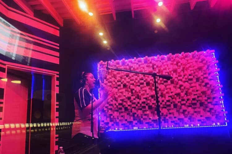 12 Unique Guys Night Ideas To Enjoy Something A Bit Different - Peerspace