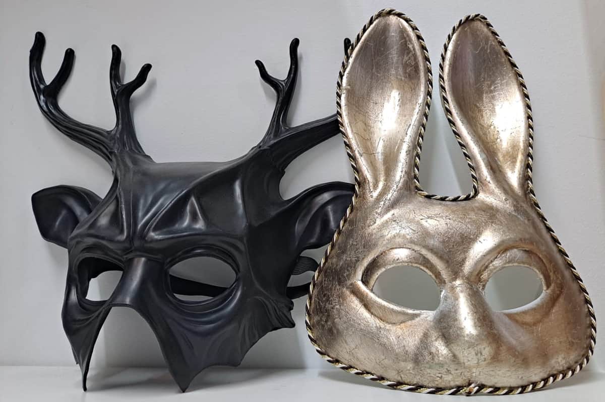 13 Smashing Masquerade Party Ideas For Adults - Peerspace