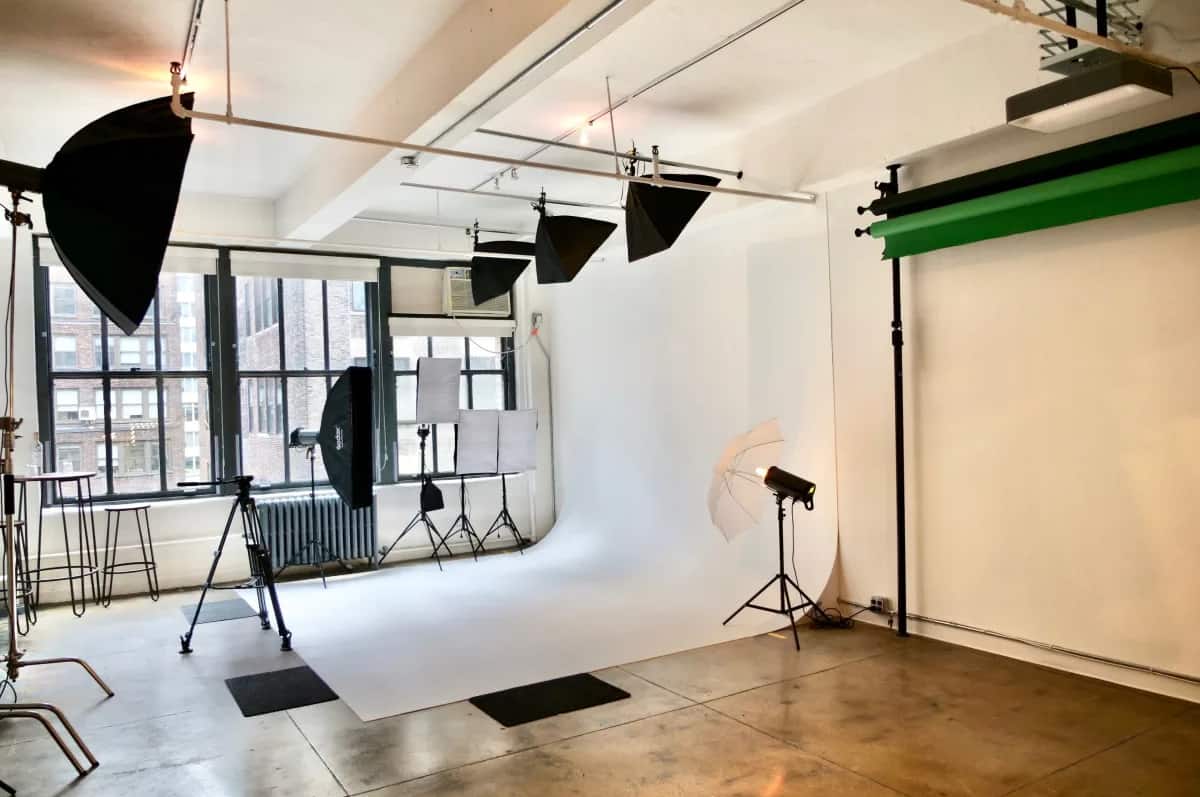 13 Helpful Beauty Photography Tips - Peerspace