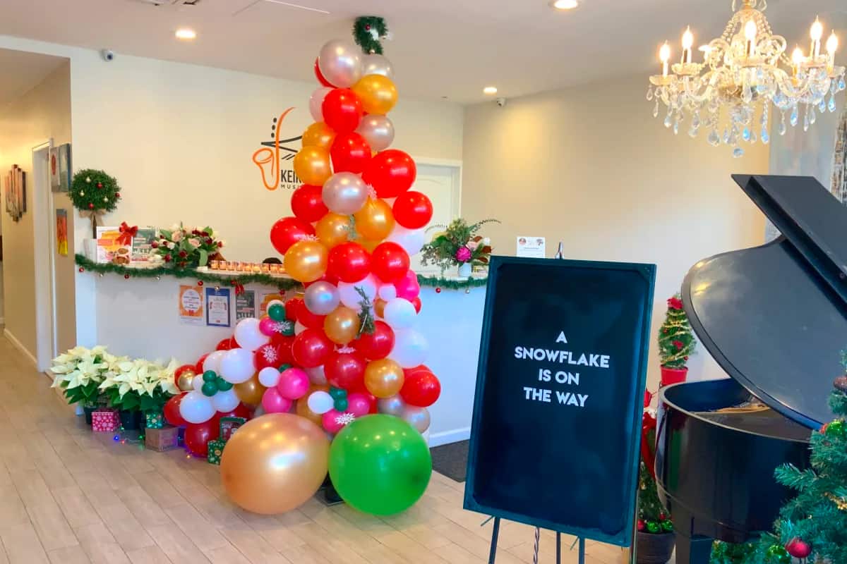 13 Sweet December Baby Shower Ideas - Peerspace