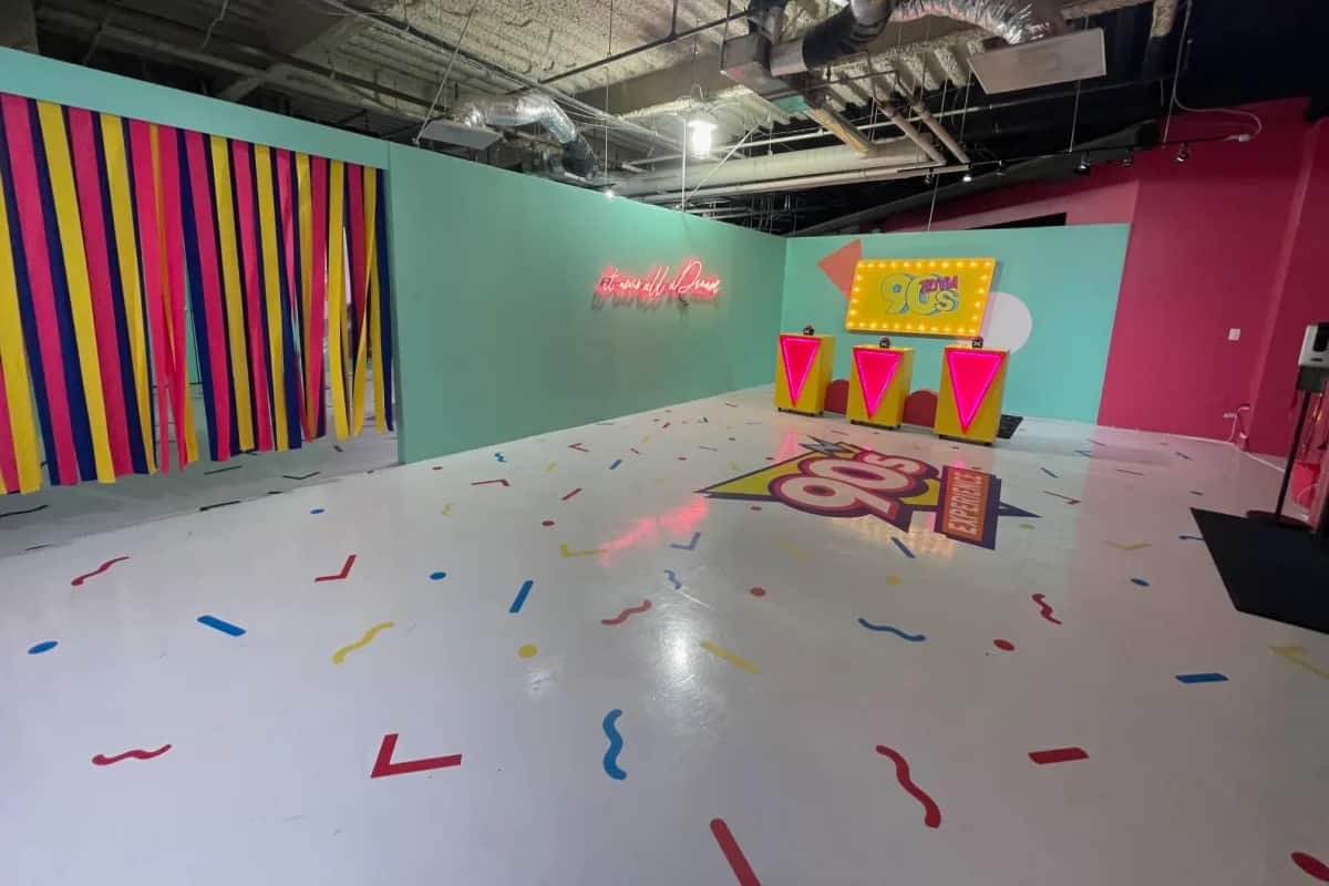 13 Unique Decades Party Ideas For All Eras - Peerspace