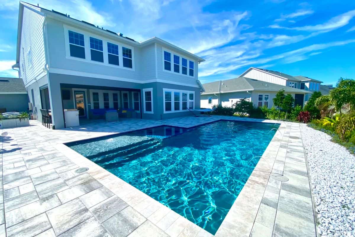 13 Outdoor Movie Night Ideas to Bring the Big Screen Experience Home ...