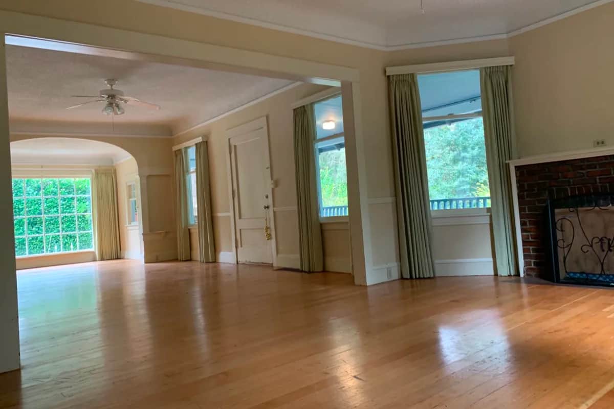 12 Creative Red Flag Party Ideas to Get the Group Laughing - Peerspace