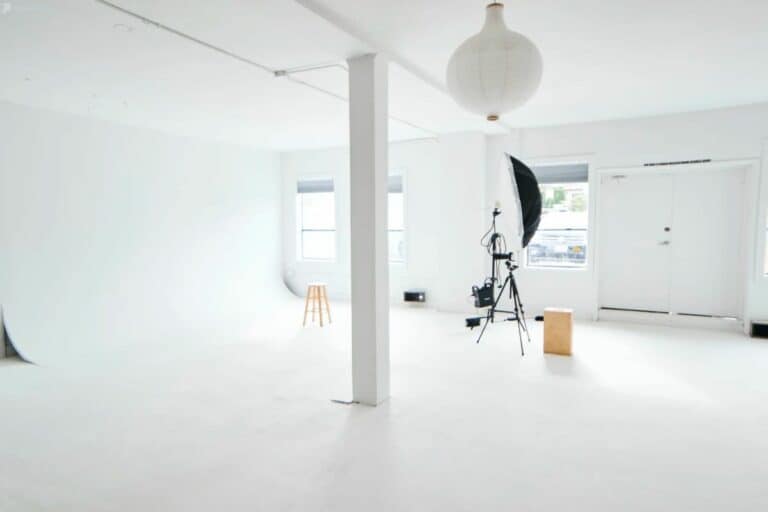 Here's How to Set Up a Photography Studio - Peerspace