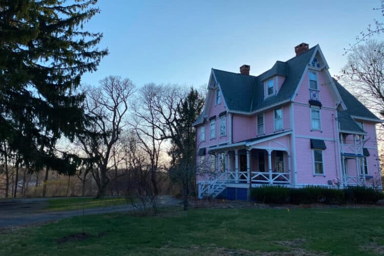 Where Is The House From “Scream” Located? - Peerspace