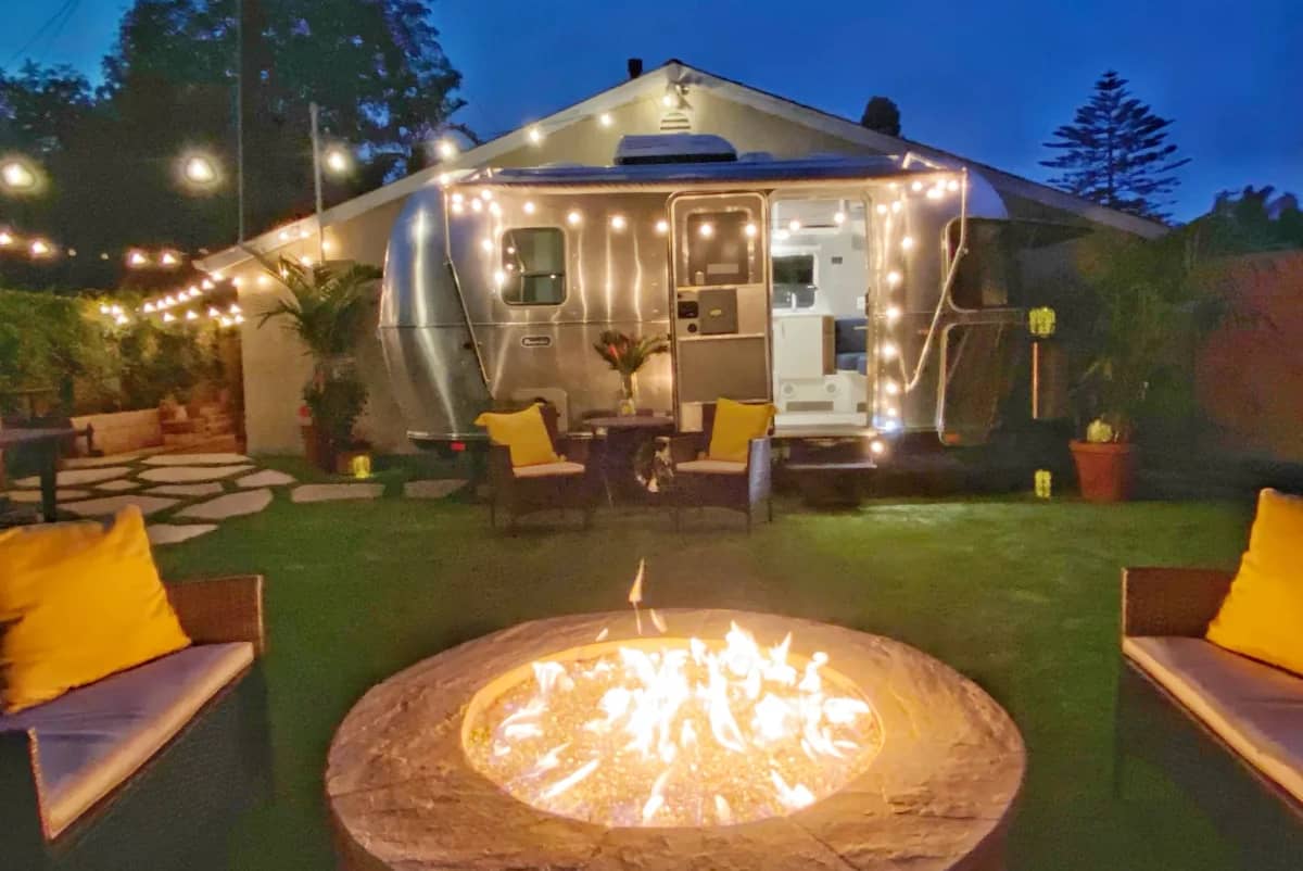 11 Sweet Backyard Engagement Party Ideas - Peerspace