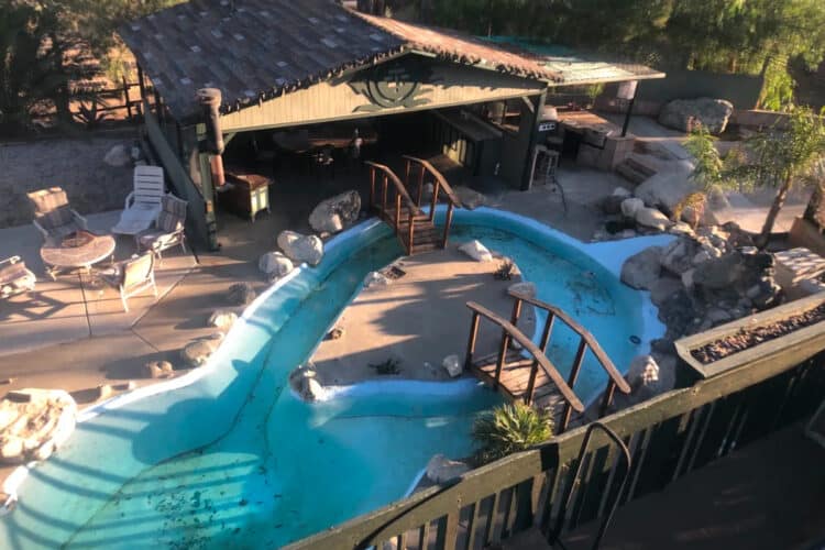 15 Epic Pool Party Ideas For Adults - Peerspace