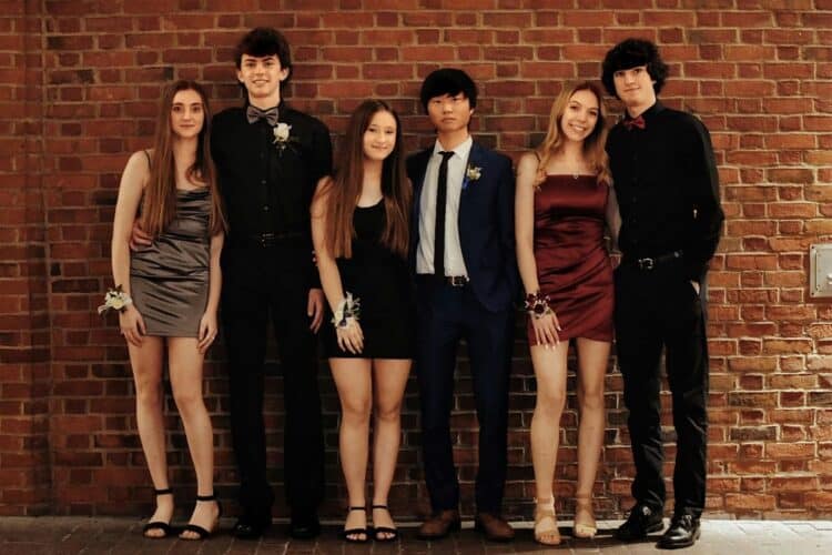 The Complete Prom Planning Guide - Peerspace