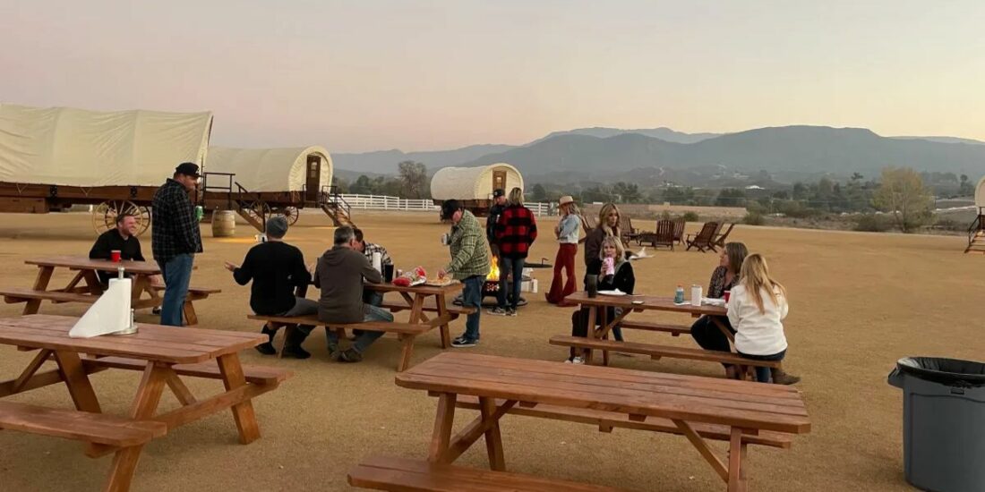 11 Creative Western Themed Party Ideas For Adults - Peerspace