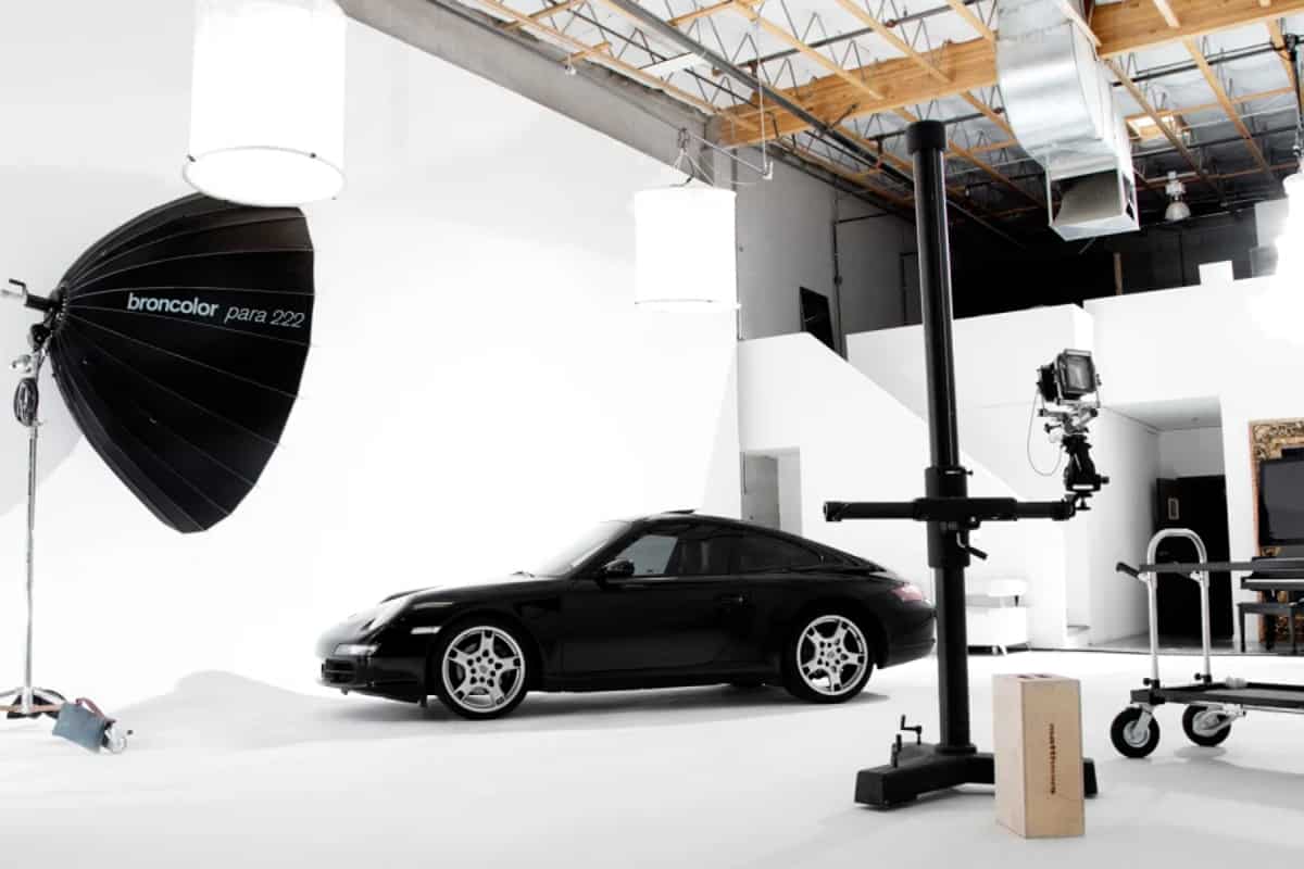 Car Photography: What to Know and How to Nail It - Peerspace