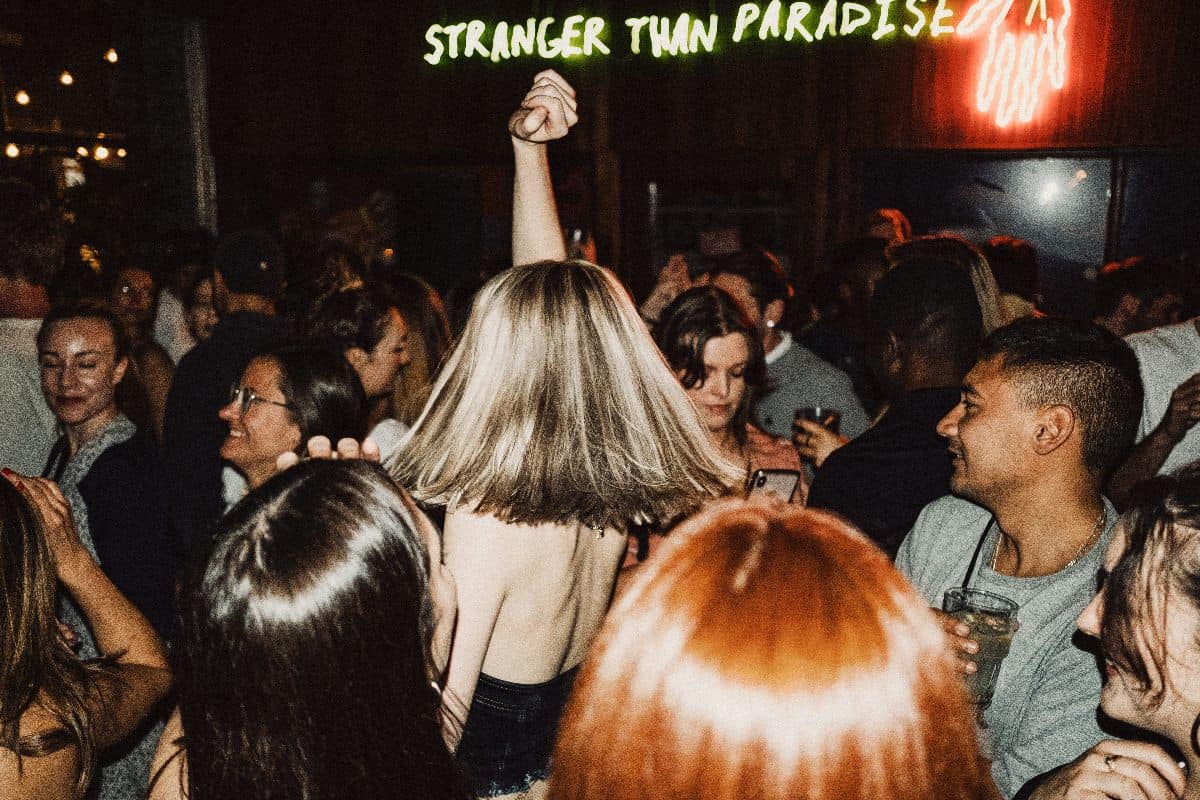 How to Organise a Birthday Party: A Complete Guide - Peerspace