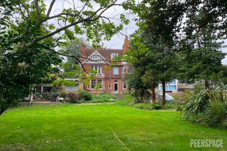 12 Whimsical Mad Hatter's Tea Party Ideas - Peerspace